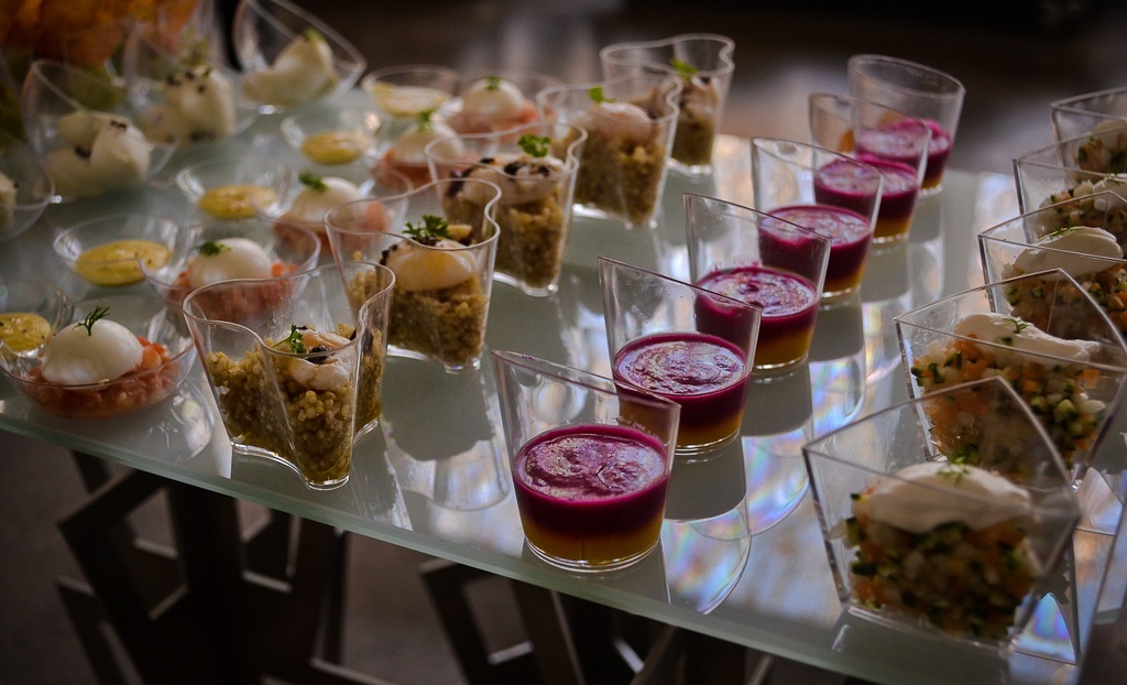 Mini Shots y Contenedores Plásticos - AjiDiseño